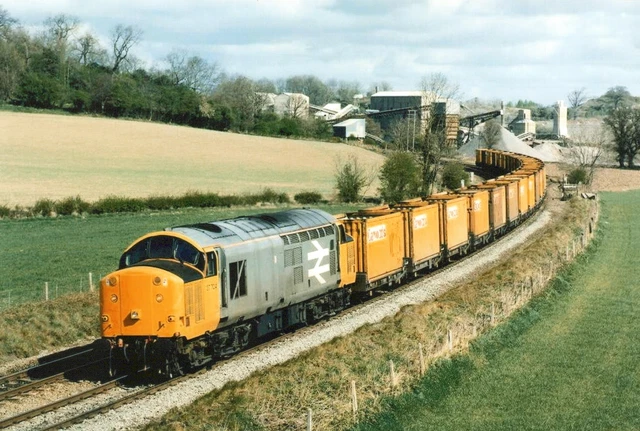 PHOTO RAILWAY 6X4 Class 37 37704 Freight at Bayston Hill 13/4/90 £2.00 ...