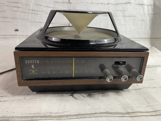 VINTAGE ZENITH SOLID State Dial-Lite Cone-Top Radio - Working! £56.41 ...