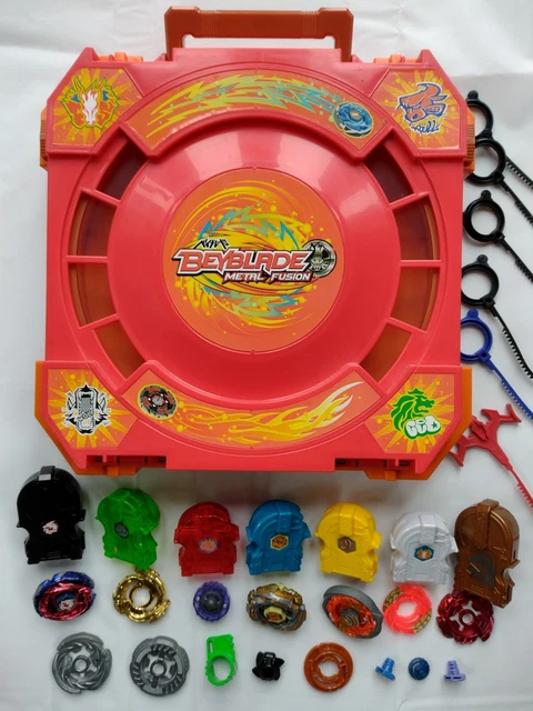 BEYBLADE METAL FUSION Battle Arena Carry Case Hasbro With Launchers And ...
