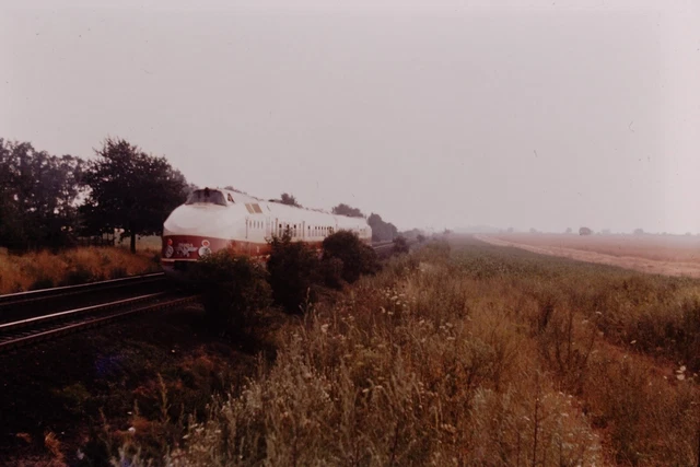 ORIGINAL EAST GERMANY DR Deutsche Diesel Railway Locomotive Slide Ref ...