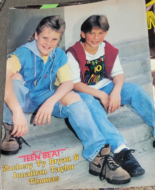 VERY YOUNG JONATHAN Taylor Thomas Jtt Zachary Ty Bryan Pinup Steps ...