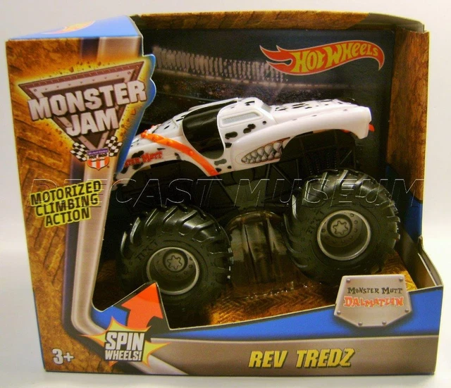 MONSTER MUTT DALMATIAN Dog K9 Jam Rev Tredz Truck Hot Wheels 2016 '16 ...