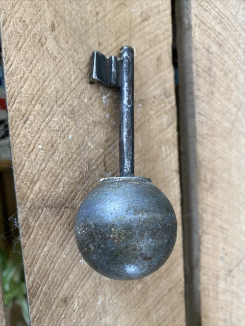 ANCIEN CLE BOULE Metal Meuble Mado Serrure Clef Vintage EUR 24,90 ...