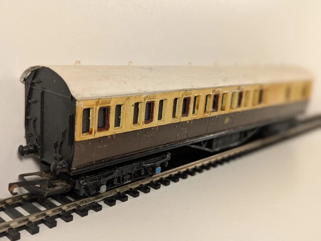 KITBUILT GWR COLLETT Composite Coach No. 7169 – Brown & Cream £17.00 ...