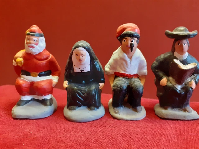 4 SANTONS PÈRE noël, nonne, catalan, professeur (chieur, caganer ...