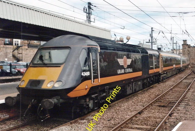 RAILWAY PHOTO 6X4 HST 43480 Grand Central at Newcastle Central c2010 £1 ...