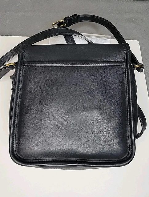 VINTAGE COACH #9076 Companion Legacy Black Leather Cross Body Shoulder ...