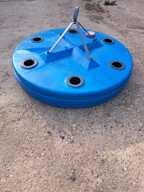 DB MOLASSES 6 ball Feeder 150l , Sheep, Cattle, £250.00 - PicClick UK