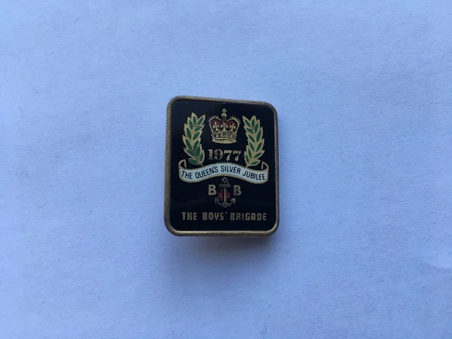 1977 THE QUEENS Silver Jubilee The Boys’brigade Commemorative Pin Badge ...