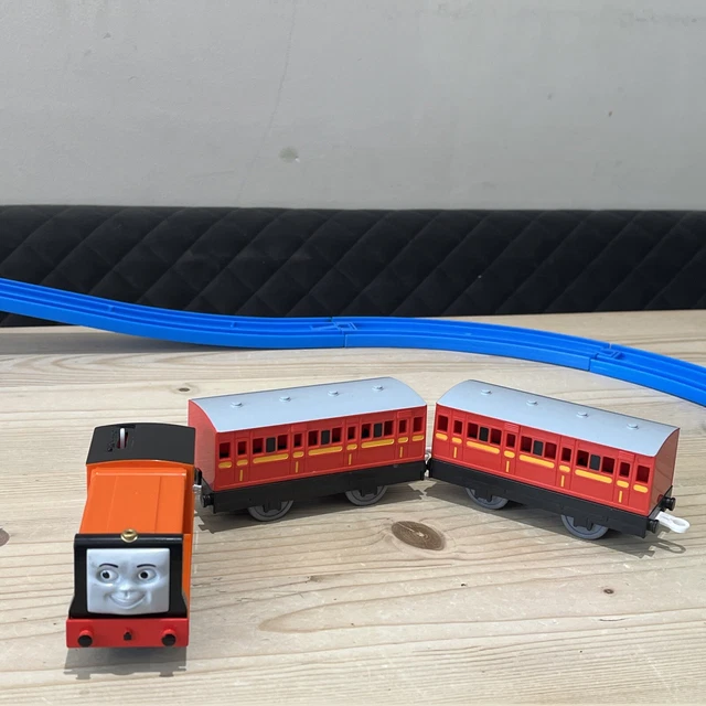 THOMAS TRACKMASTER RUSTY battery train £14.00 - PicClick UK