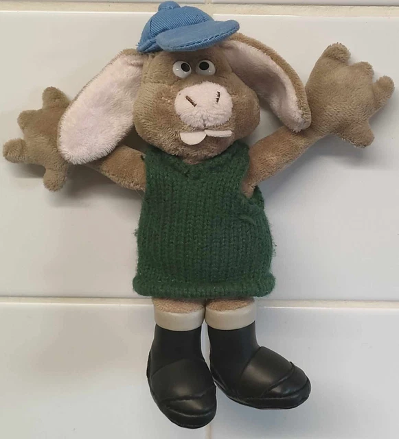 STICK-ON WALLACE & Gromit Curse Of The Were Rabbit Hutch Soft Plush Toy ...
