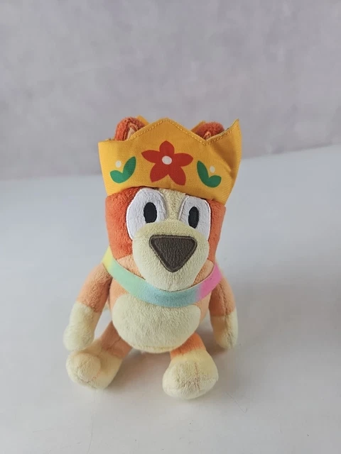 BLUEY QUEEN BINGO Plush Stuffed Animal Small Crown Cape Orange Yellow £ ...
