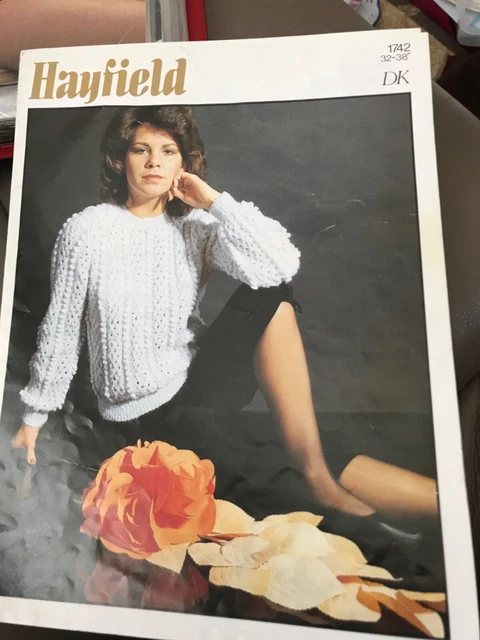 HAYFIELD DOUBLE Knitting Pattern 1742 £1.00 - PicClick UK