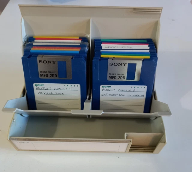3.5& FLOPPY DISC storage unit case plus bundle of 1.44mb used floppy ...