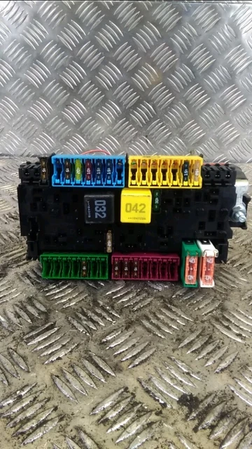 4479060400 SCATOLA FUSIBILI Mercedes-Benz Vito (639.6) 2019 EUR 81,34 ...