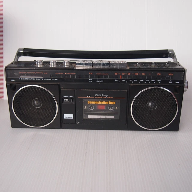 VINTAGE SANSUI FX-M10 Mini Boombox portable stereo AM/FM/SW Cassette ...