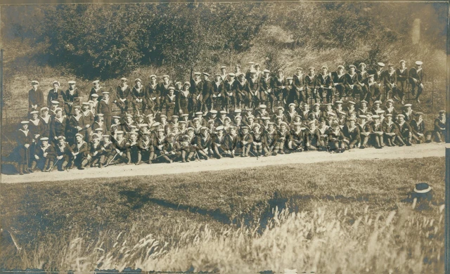WW1 ROYAL NAVY Crew Of HMS Resolution Group Photo sepia 5 x 3 inches £ ...