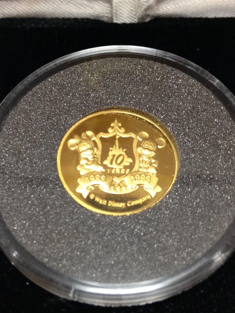 TOKYO DISNEY DISNEYLAND Gold Coin 10th Anniversary 200/098 Limited ...
