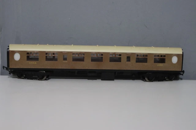 HORNBY, TEAK COACH, (1010), LNER ,from flying Scotsman , (R.508), set ...