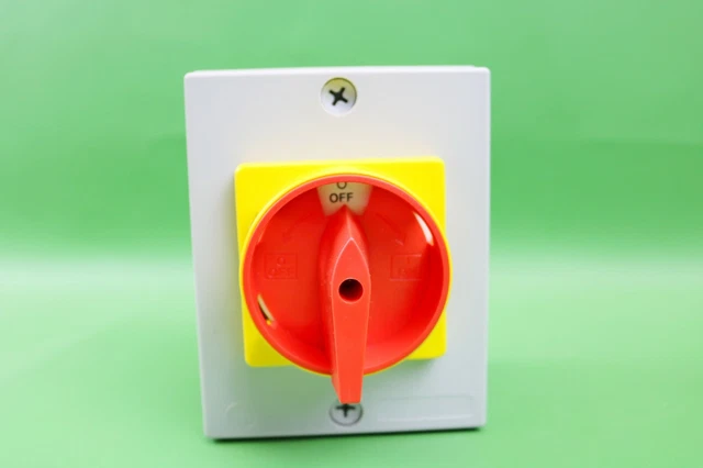NEWLEC 20A 4 Pole Rotary Isolator Switch Enclosed IP65 NLSW204PE (D371 ... NEWLEC 20A 4 Pole Rotary Isolator Switch Enclosed IP65 NLSW204PE (D371 ...