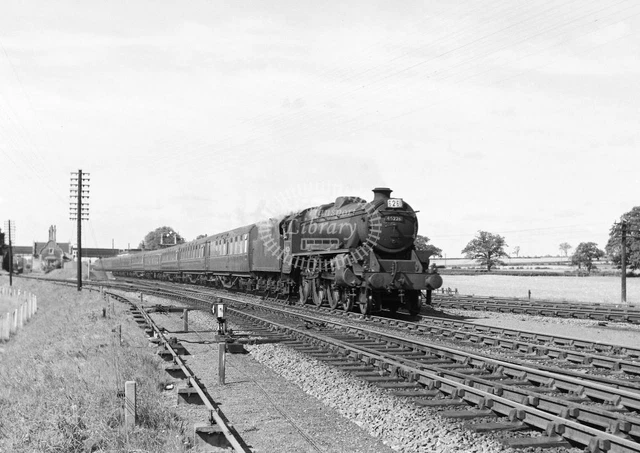PHOTO BR BRITISH Railways Steam Locomotive Class 5MT 4-6-0 45226 ...