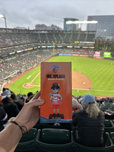MASCOTTE MR. SPLASH Bobblehead SGA 5/10 Baltimore Orioles 2024 *EN MAIN ...
