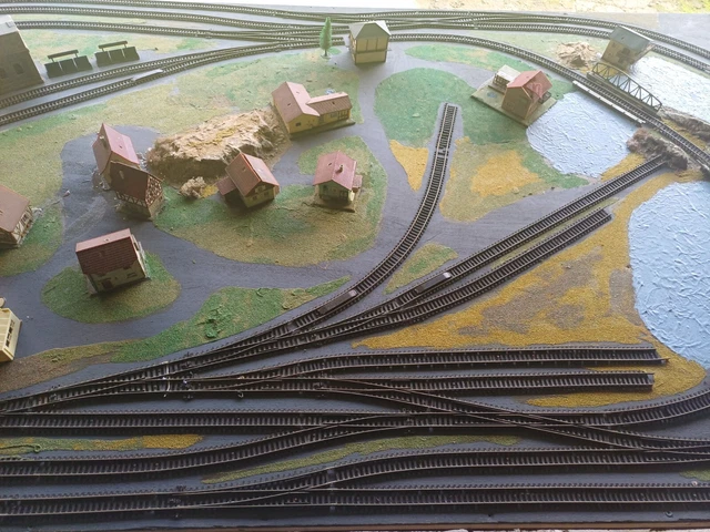 OO GAUGE MODEL Railway Layout 8' x 4' Peco track £340.00 - PicClick UK