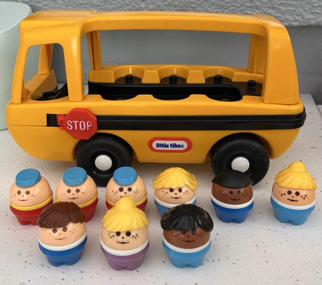 VINTAGE LITTLE TIKES Yellow School Bus with 9 Toddle Tots Figures £25. ...