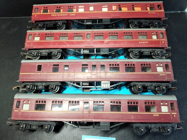 TRI-ANG `OO GAUGE` 9" MAROON COACHES #`s 24010/34002/M24001/M2001 ...