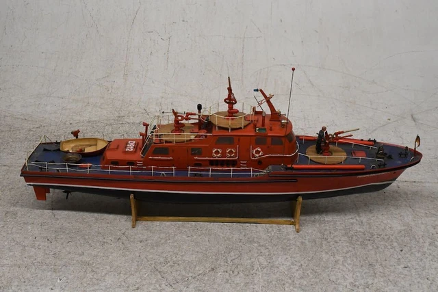B20K07- GROSSES SCHIFFSMODELL Feuerlöschboot 2 EUR 54,00 - PicClick DE
