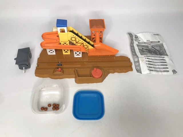 TOMY TOMICA TRACKMASTER Thomas And Friends Sodor Quarry Loader 7545 £18 ...