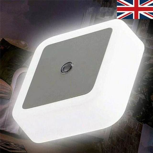 AUTOMATIC LED NIGHT Light Plug In Energy Saving Dusk Dawn Sensor Kids ...