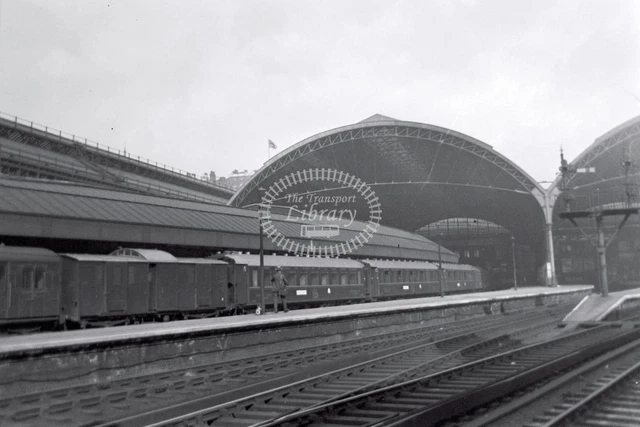 PHOTO BR BRITISH Railways Station Scene - BRIGHTON STATION 1 £1.99 ...
