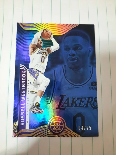 RUSSELL WESTBROOK 2021-22 Illusions base blue Numbered # 04/25 EUR 13 ...
