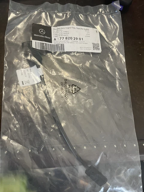 NEW GENUINE OEM Mercedes Benz USB-C Adapter Media Interface Cable $49. ...