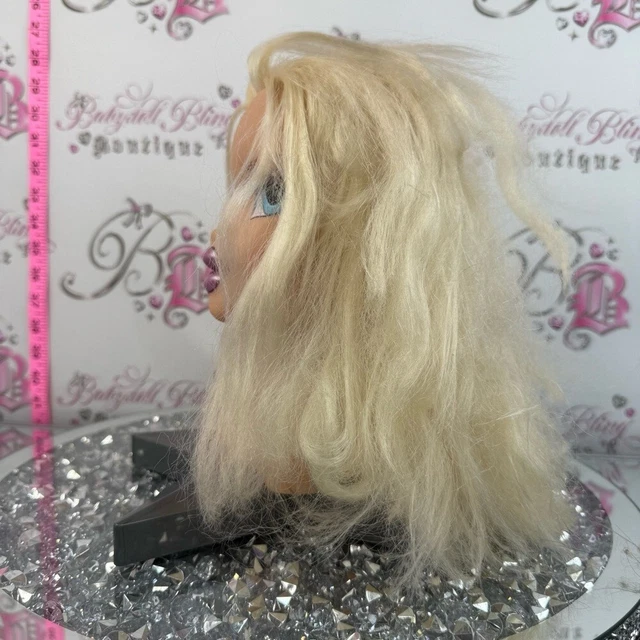 BRATZ BLONDE STYLING Head Doll with Purple Lips - Kids Toys Dolls ...