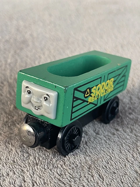 THOMAS TANK ENGINE & Friends Wooden Train - RECYCLING TRUCK £12.00 ...