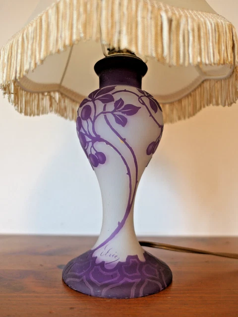 LAMPE EN VERRE ART DECO signé style GALLE DELATTE LEGRAS EUR 45,00 ...