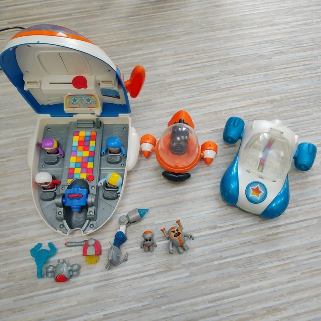 CBEEBIES GO JETTERS toy bundle Vroomster Jet Pad 6 Figures Xuli ...