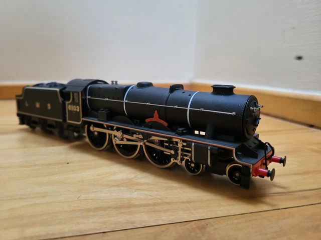 AIRFIX CLASS 6P Royal Scot 4-6-0 6103 'Royal Scots Fusilier' in LMS ...