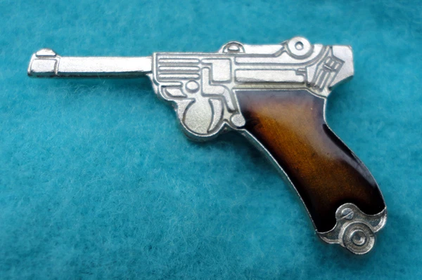 ZP38 GERMAN LUGER Pistol Parabellum Semi Automatic Hand Gun pin badge £ ...