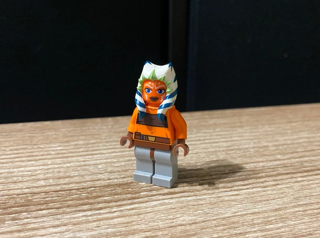 LEGO STAR WARS Ahsoka Tano Minifigure Jedi Ashoka EUR 23,03 - PicClick IT