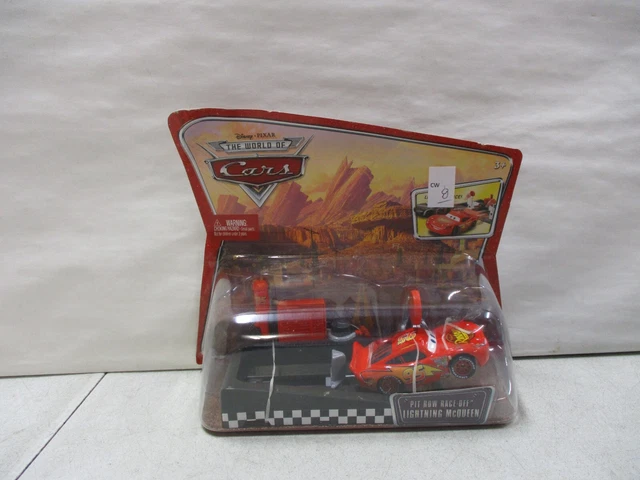 DISNEY PIXAR THE World of Cars Pit Row Race-Off Lightning McQueen EUR 9 ...
