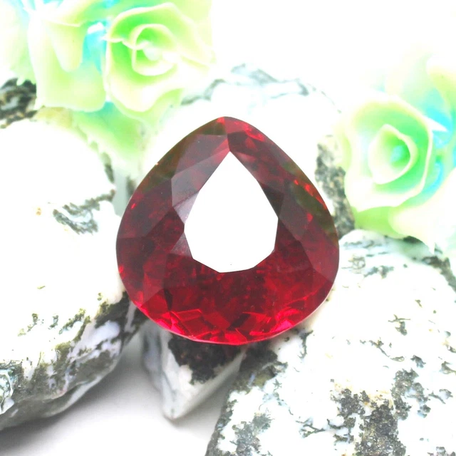 TOPAZE ROUGE COUPÉE en forme de larme, 62 carats, pierre précieuse ...