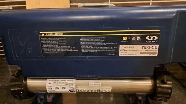 GECKO IN.YE-3CE CONTROL Box, Hot Tub Control box and Heater Gecko £208. ...