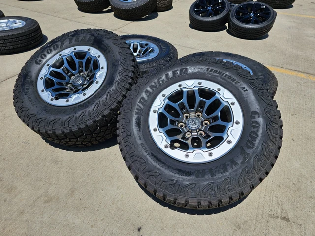 18& DODGE RAM 1500 TRX Beadlock OEM wheels rims tires 35" 2735 2022 ...