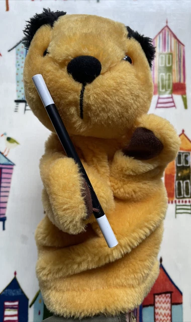 SOOTY & SWEEP Sooty Hand Puppet Plush Soft Toy + Wand By Golden Bear ...