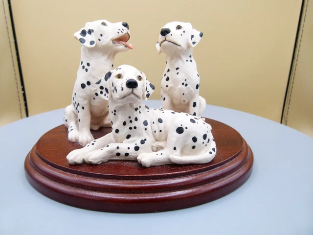 BORDER FINE ARTS, dalmations, BO107, 1995, on plinth £22.50 - PicClick UK