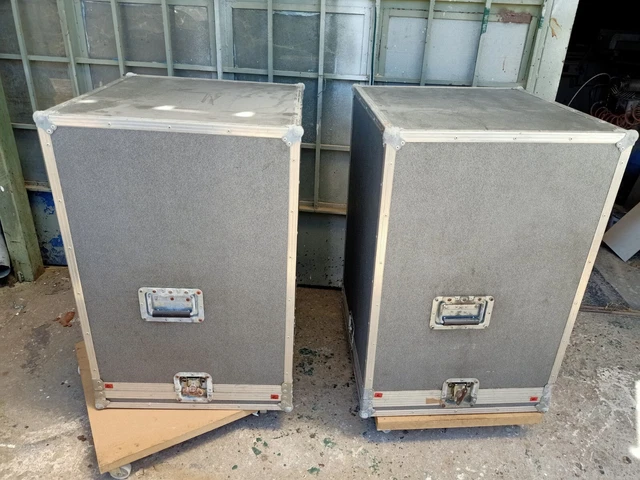 COPPIA FLIGHT CASE Grandi custodie Per Casse Jbl Cabaret 4628B Usati ...
