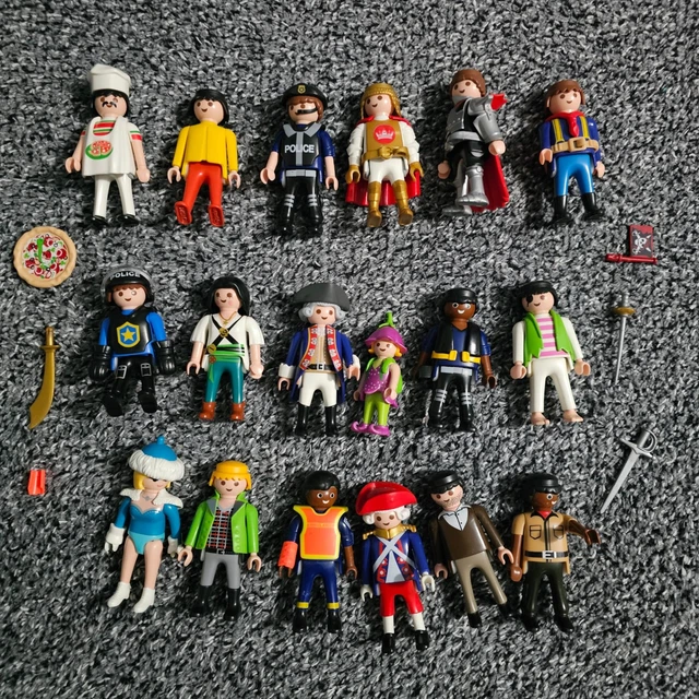PLAYMOBIL MIXED CHARACTER Bundle Of Figures and Some Accessories Joblot ...